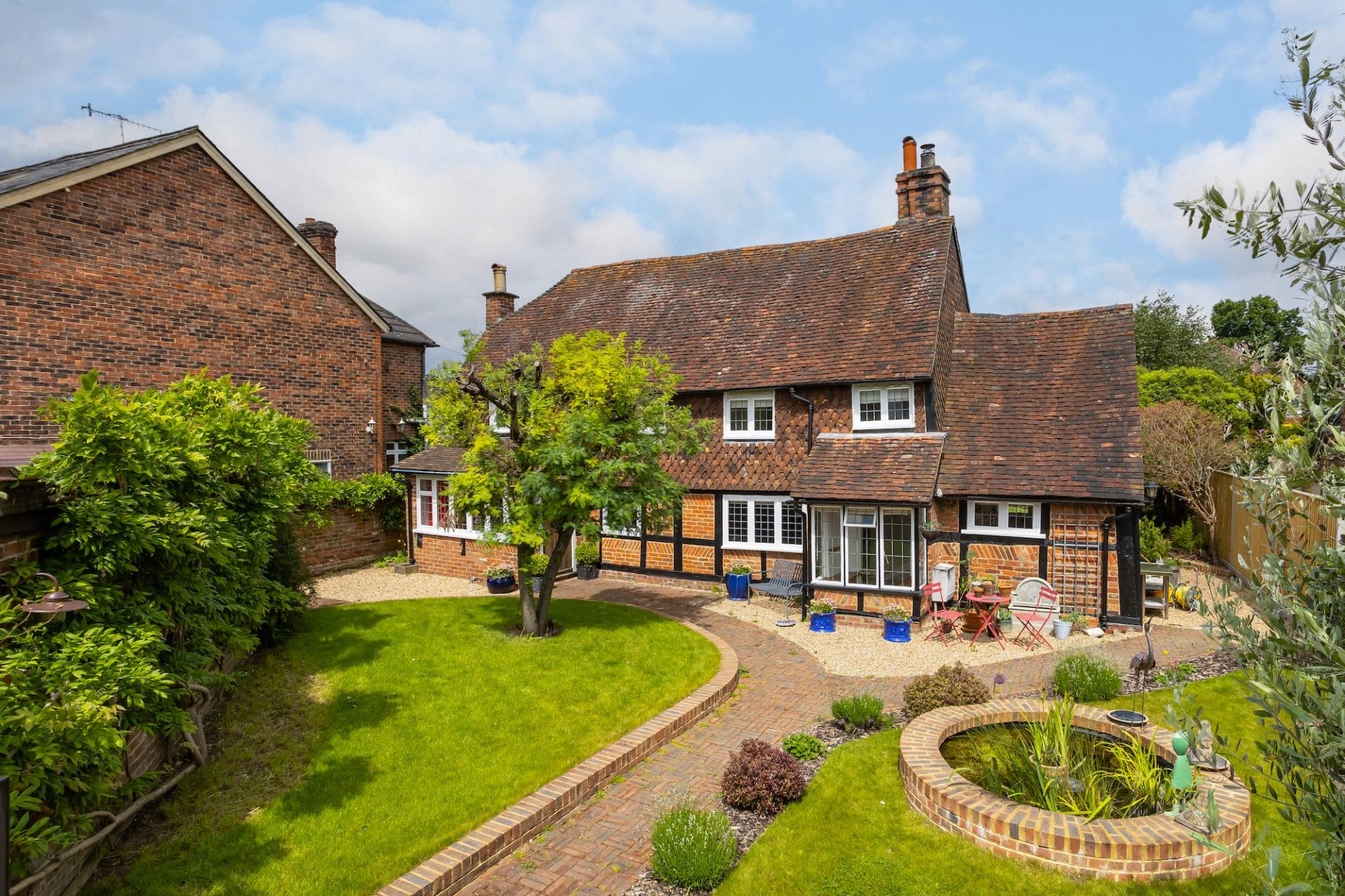 Horley Row, Wheelwright Court Horley Row, RH6 - Carroll Property